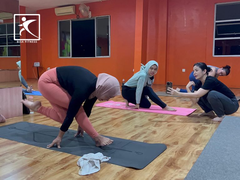 Yoga: Manfaat, Jenis, dan Panduan untuk Pemula di BisaFitness Batam